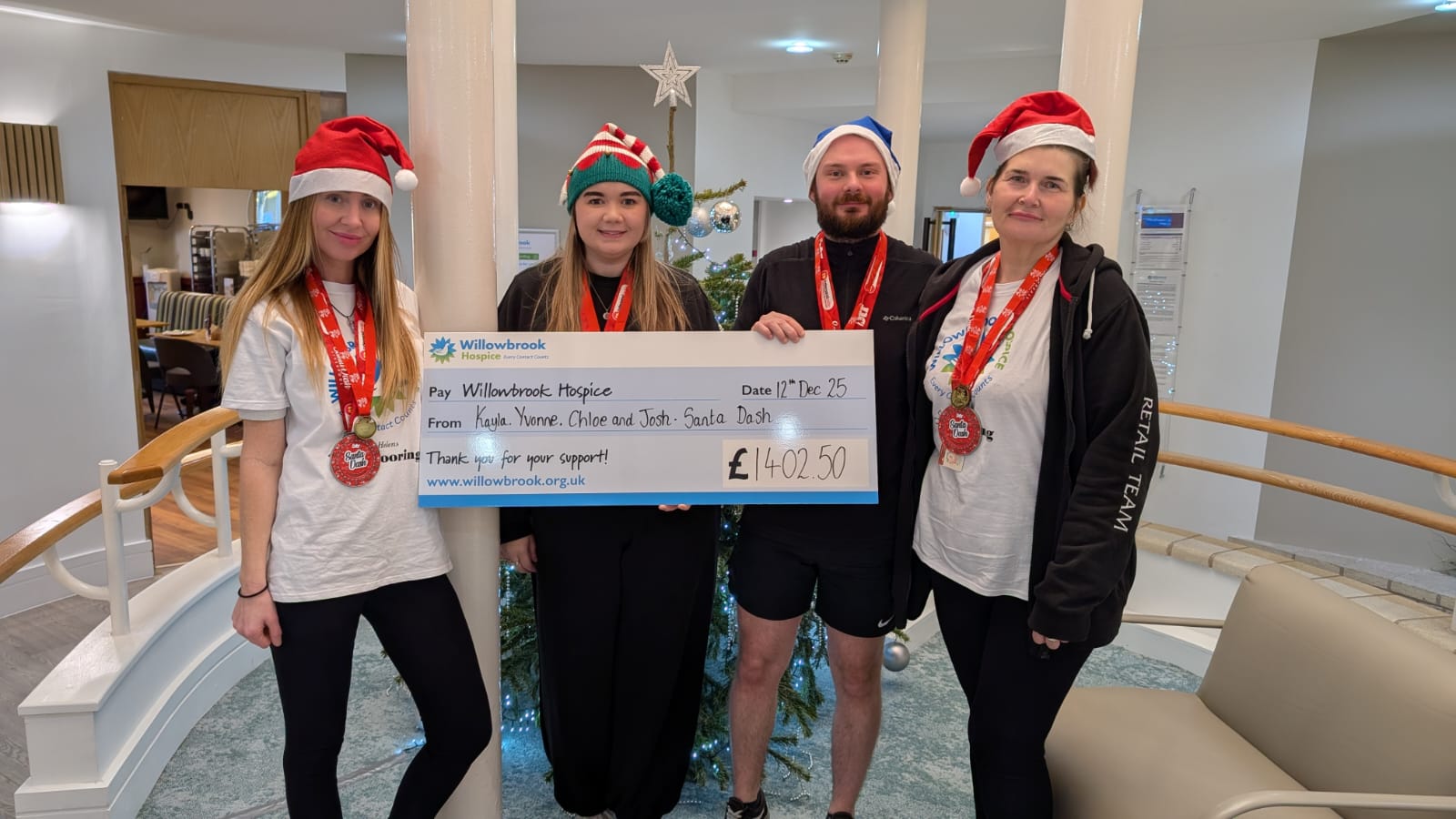 Liverpool Santa Dash runners raises £1,402.50 in memory of Tracy ...